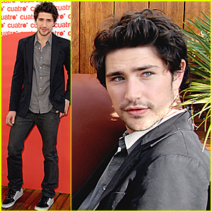 Kyle XY Photocall in Madrid | Kyle XY, Matt Dallas | Just Jared ...
