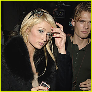Paris Hilton & Alex Vaggo Love the Nightlife | Paris Hilton : Just ...