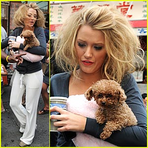 Blake Lively is a Hot Mess | Blake Lively, Gossip Girl, Taylor Momsen ...