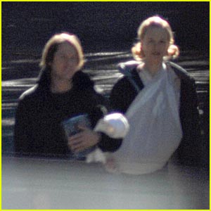 Sunday Rose Makes Movie Set Debut | Celebrity Babies, Hugh Jackman ...