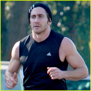 Jake Gyllenhaal is The Running Man | Jake Gyllenhaal : Just Jared ...