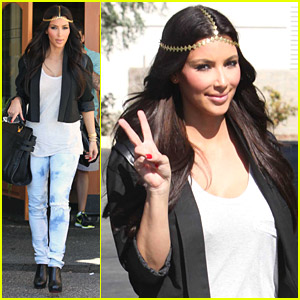 Kim Kardashian Dives Into Dash | Kim Kardashian : Just Jared