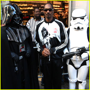 Snoop Dogg: Darth Vizzle Fo’ Rizzle | Snoop Dogg : Just Jared