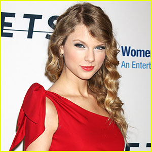 Taylor Swift is Fashion Forward | Taylor Swift : Just Jared | Celebrity ...