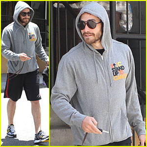 Jake Gyllenhaal Stands Up to Cancer | Jake Gyllenhaal : Just Jared ...