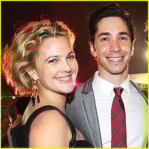 Justin Long Dishes on Relationship with Drew Barrymore | Drew Barrymore ...