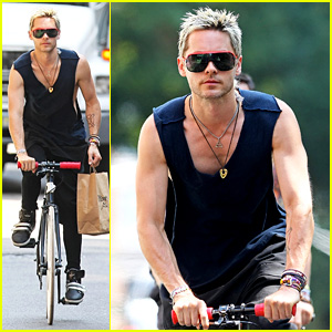 Jared Leto: Bicycle Boy in Soho | Jared Leto | Just Jared: Celebrity ...