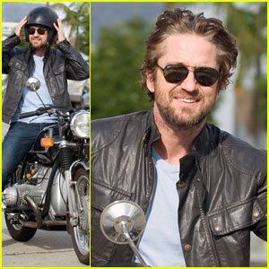Gerard Butler: Motorcycle Man | Gerard Butler | Just Jared: Celebrity ...