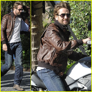 Gerard Butler: Motorcycle Man in Miami | Gerard Butler : Just Jared