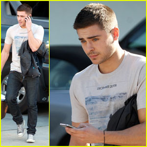 Zac Efron Is a Zen Master | Zac Efron : Just Jared