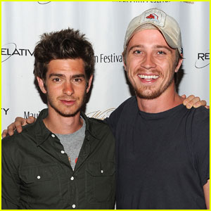 Andrew Garfield & Garrett Hedlund: Maui VIP Reception! | Andrew ...