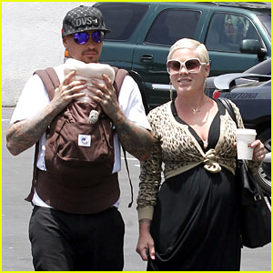 Pink: ‘My Life is Snot, Tears, and the Color of Poop’ | Carey Hart ...