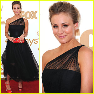 Kaley Cuoco – Emmys 2011 Red Carpet | 2011 Emmy Awards, Kaley Cuoco ...