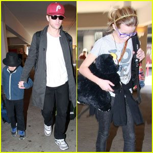Ryan Phillippe Lands at LAX With the Kids | Ava Phillippe, Celebrity ...