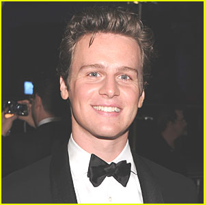 Jonathan Groff: ‘Good Wife’ Guest Starring Role! | Jonathan Groff ...