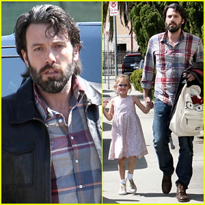 Ben Affleck Brings Violet to Ballet Class | Ben Affleck, Celebrity ...