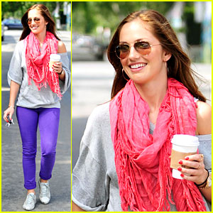 Minka Kelly & Mandy Moore: UFC Match | Minka Kelly | Just Jared ...