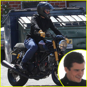 Orlando Bloom: Motorcycle Ride to the Gym! | Orlando Bloom : Just Jared