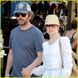 Rachel McAdams & Michael Sheen Hold Hands at the Grove | Michael Sheen ...