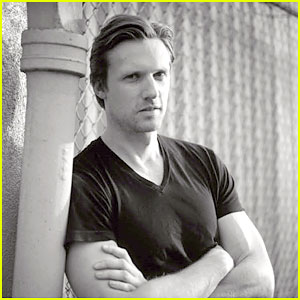 Teddy Sears’ ‘VMAN’ Feature – Exclusive Preview! | Exclusive, Magazine ...