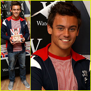 Tom Daley: ‘My Story’ Book Signing! | Tom Daley : Just Jared