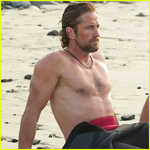Gerard Butler: ‘Chasing Mavericks’ Stills! | Chasing Mavericks, Gerard ...