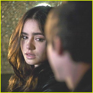 Lily Collins: ‘Writers’ Crying Pic! | Lily Collins | Just Jared ...