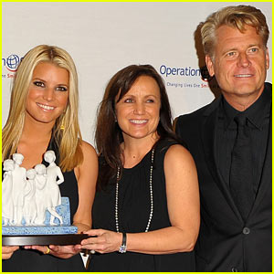 Jessica Simpson’s Parents File For Divorce | Divorce, Jessica Simpson ...