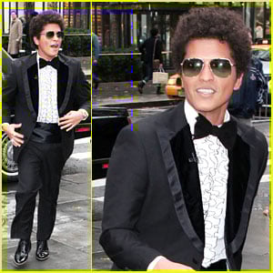 Bruno Mars: ‘Locked Out Of Heaven’ on the ‘Today Show’! | Bruno Mars ...