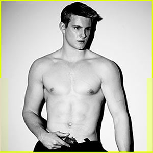 Alexander Ludwig: Shirtless for ‘Final Girl’ – First Look! | Alexander ...