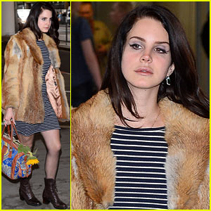 Lana Del Rey Wears Fur Coat in Warm Warsaw Weather | Lana Del Rey ...