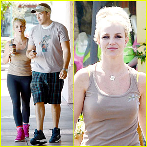 Britney Spears & David Lucado Prep For Weekend By Shopping! | Britney ...