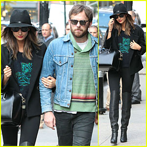 Lily Aldridge Set to Participate in St. Jude Give Thanks Walk! | Caleb ...