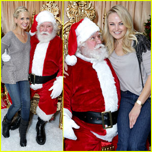 Sarah Michelle Gellar & Malin Akerman Sit on Santa’s Lap! | 2013 ...