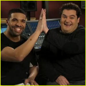 Drake’s ‘Saturday Night Live’ Promos – Watch Now! | Bobby Moynihan ...