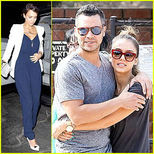 Jessica Alba & Cash Warren: All Wrapped Up at Beverly Hills Park ...