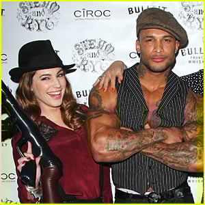 Kelly Brook is Reportedly Engaged to David McIntosh? | David McIntosh ...