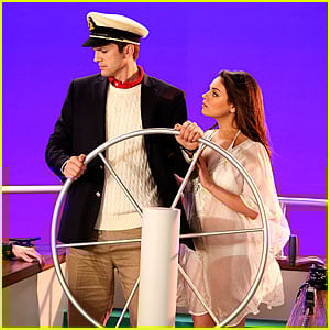 Mila Kunis & Ashton Kutcher Reunite On Screen – New ‘Two & a Half Men ...