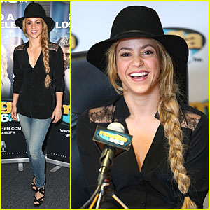Shakira Rocks Braids to New Spanish Radio Station Unveiling! | Shakira ...