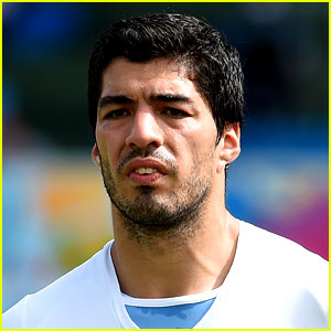Luis Suarez Dress Up