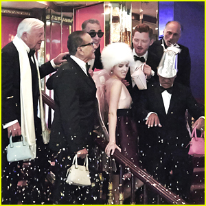 Anna Kendrick: Go Behind-The-Scenes Of Her ‘kate spade new york ...