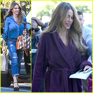 Sofia Vergara’s ‘Modern Family’ Character Was Inspired By Her Mom & Aunt | Sofia Vergara, Ty ...