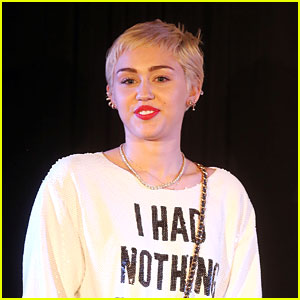 Miley Cyrus Thinks Young People Need to See Sex As An Open Conversation ...
