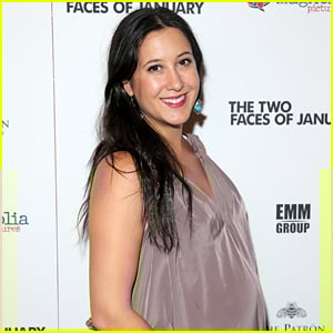 Vanessa Carlton Gives Birth – See Her Baby’s First Photo! | Baby, Birth ...