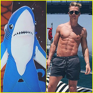 Katy Perry’s Dancing Shark Is Super Hot Under His Costume! | 2015 Super ...