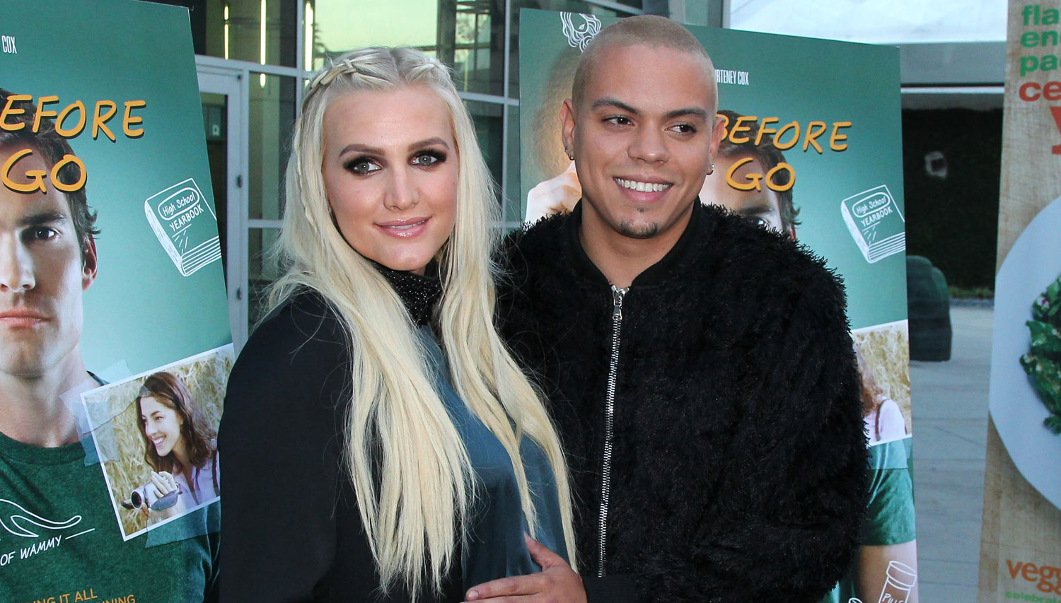 Evan Ross Holds Ashlee Simpson’s Baby Bump at His Movie Premiere ...