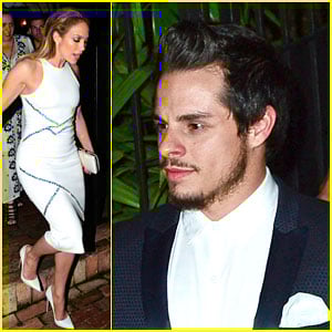 Jennifer Lopez Grabs Dinner With Casper Smart After Selena Tribute ...