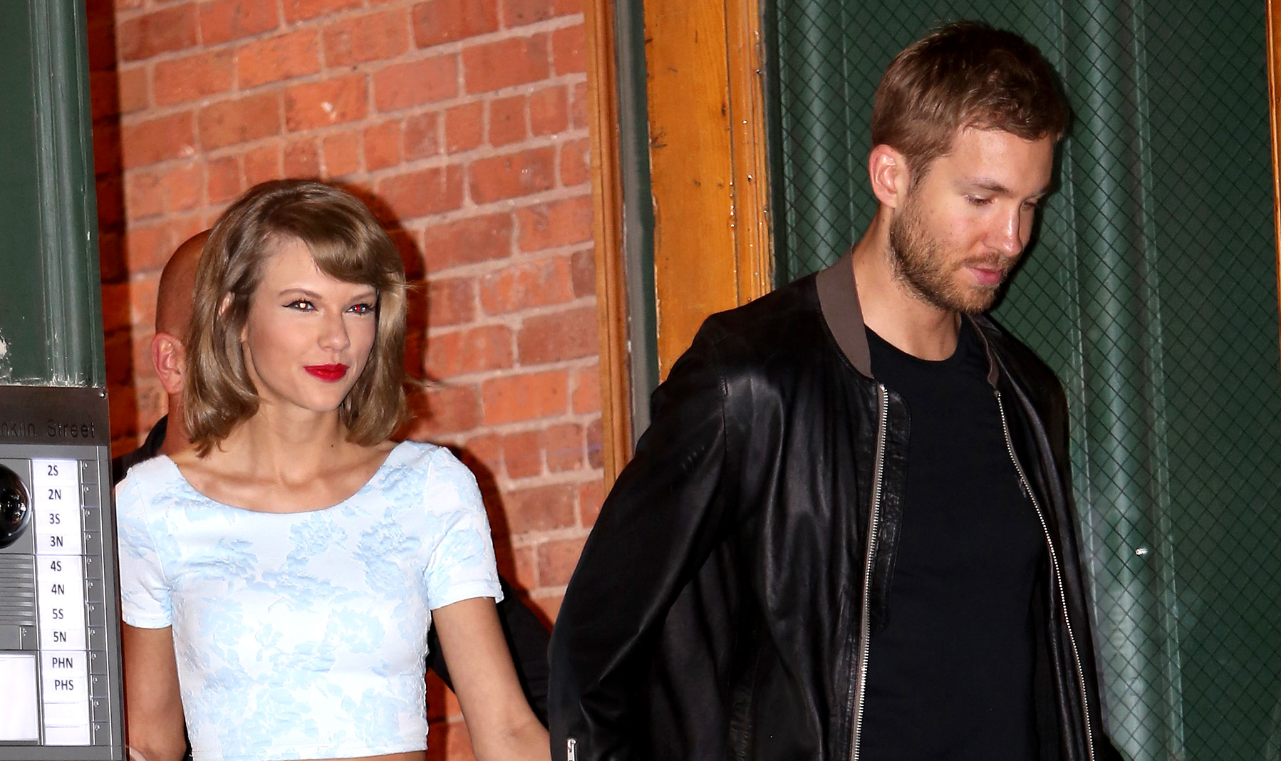 Taylor Swift & Calvin Harris Hold Hands for NYC Date Night! | Calvin ...