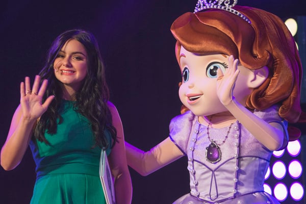 Ariel Winter Makes First Appearance Since Breast Reduction | Ariel ...