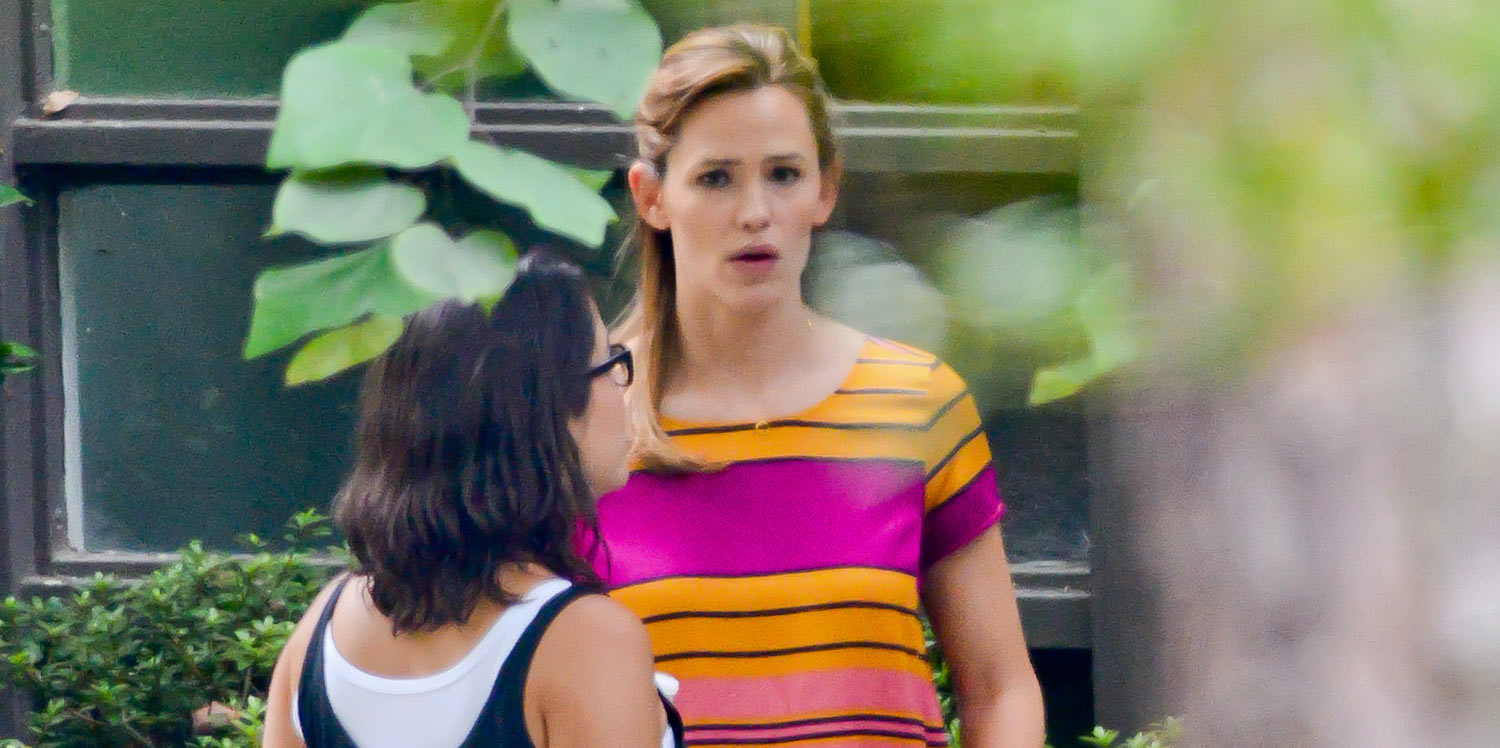 Jennifer Garner Gets Back to Work After Supermom Saturday | Jennifer ...